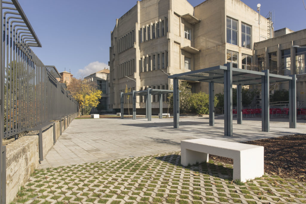 ESPACIO PÚBLICO FACULTAD FILOSOFÍA Y LETRAS UNIVERSIDAD DE GRANADA ...